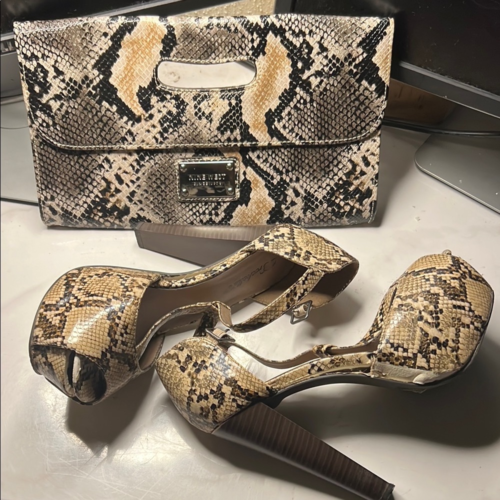 Chic Snake Print Platform Heels + Matching Clutch - Gem